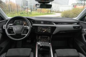 Melns Audi E-Tron 2019 Viļņa, ar dzinēja tilpumu 0.00 L un nobraukumu 84 tūkst. km par 28900 €, foto 18 vietnē AUTOMOTO.COM.LV