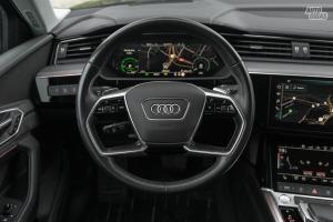 Melns Audi E-Tron 2019 Viļņa, ar dzinēja tilpumu 0.00 L un nobraukumu 84 tūkst. km par 28900 €, foto 19 vietnē AUTOMOTO.COM.LV