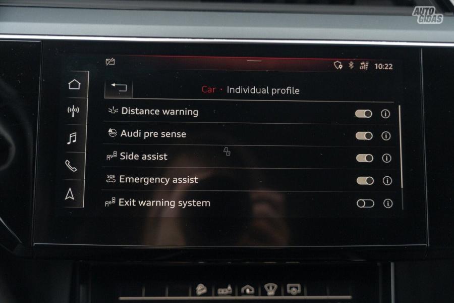 Melns Audi E-Tron 2019 Viļņa, ar dzinēja tilpumu 0.00 L un nobraukumu 84 tūkst. km par 28900 €, foto 31 vietnē AUTOMOTO.COM.LV