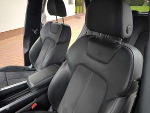Black Audi E-Tron 2019 in Vilnius, with an engine capacity of 0.00 L and mileage of 173 thousand km for 21450 €, photo 27 on AUTOMOTO.COM.LV