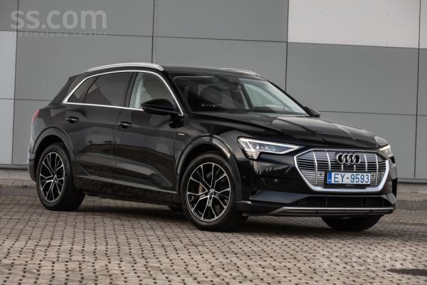Black Audi E-Tron 2019 in Jelgava, with an engine capacity of 0.00 L and mileage of 0 thousand km for 18900 €, photo 1 on AUTOMOTO.COM.LV
