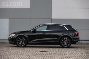 Melns Audi E-Tron 2019 Jelgava, ar dzinēja tilpumu 0.00 L un nobraukumu 0 tūkst. km par 18900 €, foto 5 vietnē AUTOMOTO.COM.LV