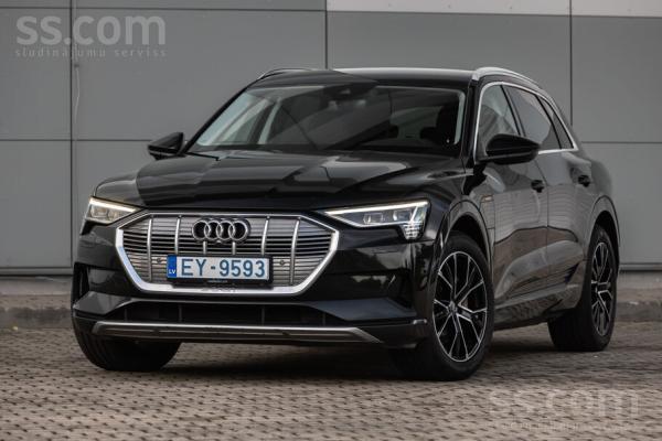 Black Audi E-Tron 2019 in Jelgava, with an engine capacity of 0.00 L and mileage of 0 thousand km for 18900 €, photo 7 on AUTOMOTO.COM.LV