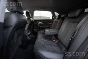 Melns Audi E-Tron 2019 Jelgava, ar dzinēja tilpumu 0.00 L un nobraukumu 0 tūkst. km par 18900 €, foto 21 vietnē AUTOMOTO.COM.LV