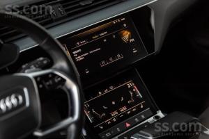 Melns Audi E-Tron 2019 Jelgava, ar dzinēja tilpumu 0.00 L un nobraukumu 0 tūkst. km par 18900 €, foto 35 vietnē AUTOMOTO.COM.LV