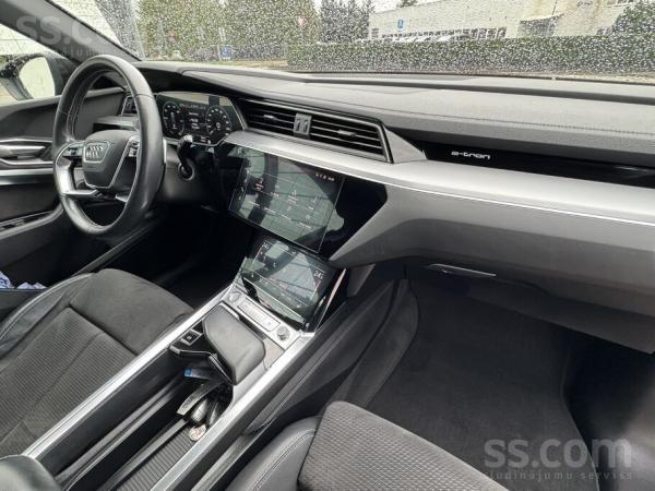 Audi E-Tron 2019 in Riga on AUTOMOTO.COM.LV Black Audi E-Tron 2019 in Riga, with an engine capacity of 0.00 L and mileage of 0 thousand km for 20490 €, photo 9 on AUTOMOTO.COM.LV