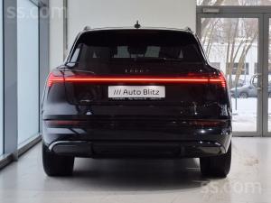 Melns Audi E-Tron 2020 Rīga, ar dzinēja tilpumu 0.00 L un nobraukumu 80 tūkst. km par 31900 €, foto 3 vietnē AUTOMOTO.COM.LV