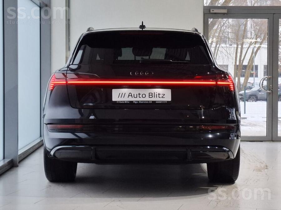 Melns Audi E-Tron 2020 Rīga, ar dzinēja tilpumu 0.00 L un nobraukumu 80 tūkst. km par 31900 €, foto 3 vietnē AUTOMOTO.COM.LV