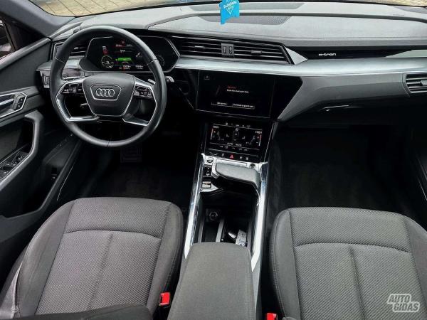 Black Audi E-Tron 2020 in Kaunas, with an engine capacity of 0.00 L and mileage of 175 thousand km for 20900 €, photo 10 on AUTOMOTO.COM.LV