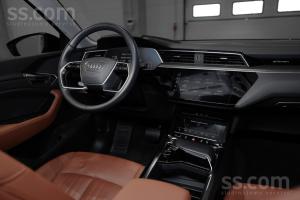 Melns Audi E-Tron 2020 Rīga, ar dzinēja tilpumu 0.00 L un nobraukumu 134 tūkst. km par 25490 €, foto 19 vietnē AUTOMOTO.COM.LV