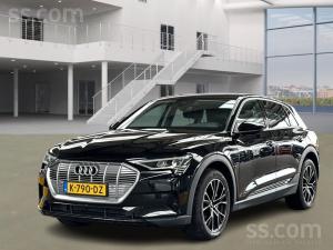 Черный Ауди E-Tron 2020 в Рига, объемом двигателя 0.00 л и пробегом 65 тыс. км за 25900 €, фото  на AUTOMOTO.COM.LV