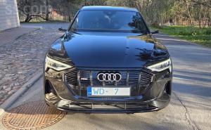 Black Audi E-Tron 2020 in Riga, with an engine capacity of 0.00 L and mileage of 100 thousand km for 30700 €, photo  on AUTOMOTO.COM.LV