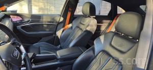 Black Audi E-Tron 2020 in Riga, with an engine capacity of 0.00 L and mileage of 100 thousand km for 30700 €, photo 10 on AUTOMOTO.COM.LV