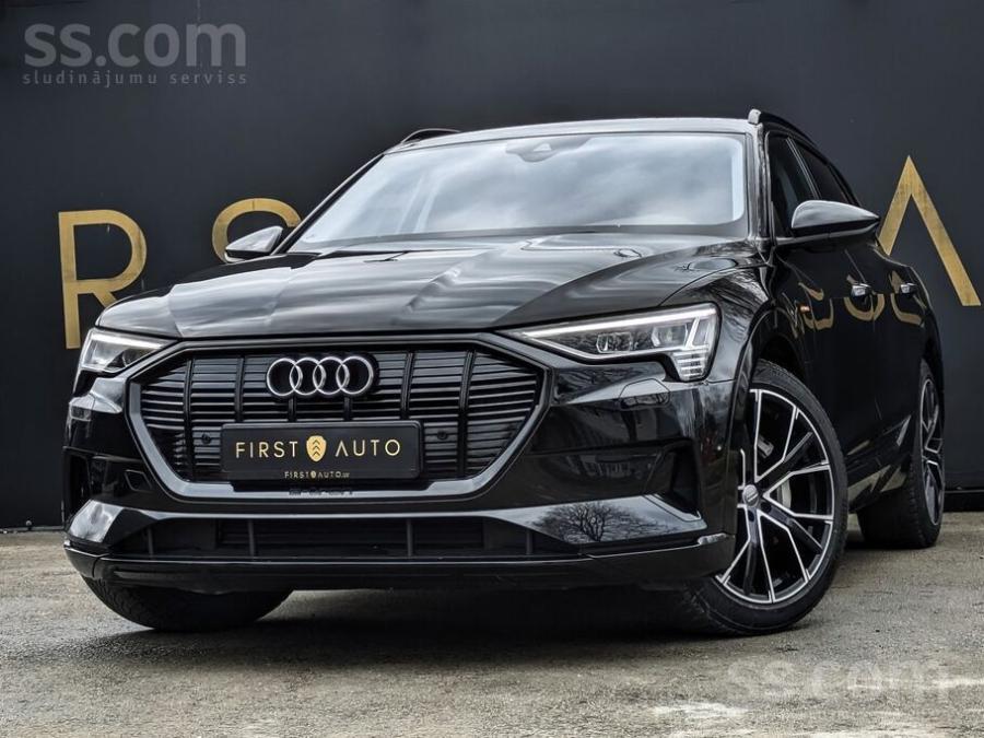 Melns Audi E-Tron 2020 Tukums, ar dzinēja tilpumu 0.00 L un nobraukumu 157 tūkst. km par 21500 €, foto 3 vietnē AUTOMOTO.COM.LV