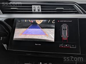Melns Audi E-Tron 2020 Tukums, ar dzinēja tilpumu 0.00 L un nobraukumu 157 tūkst. km par 21500 €, foto 14 vietnē AUTOMOTO.COM.LV