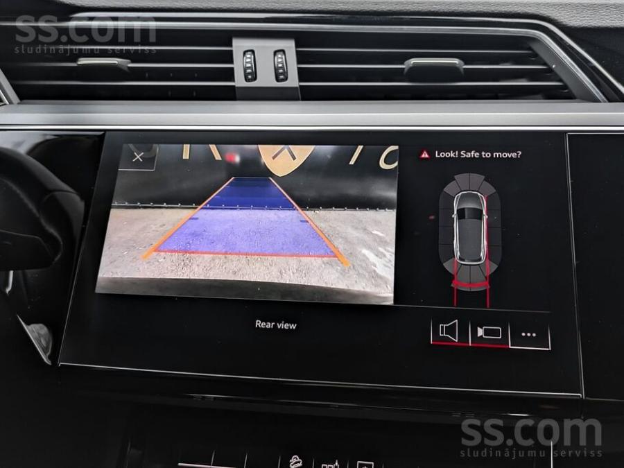 Melns Audi E-Tron 2020 Tukums, ar dzinēja tilpumu 0.00 L un nobraukumu 157 tūkst. km par 21500 €, foto 14 vietnē AUTOMOTO.COM.LV