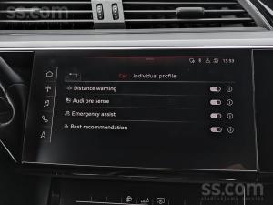 Melns Audi E-Tron 2020 Tukums, ar dzinēja tilpumu 0.00 L un nobraukumu 157 tūkst. km par 21500 €, foto 23 vietnē AUTOMOTO.COM.LV