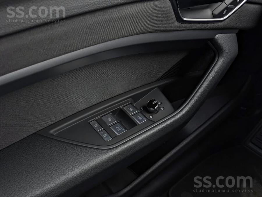 Melns Audi E-Tron 2020 Tukums, ar dzinēja tilpumu 0.00 L un nobraukumu 157 tūkst. km par 21500 €, foto 25 vietnē AUTOMOTO.COM.LV