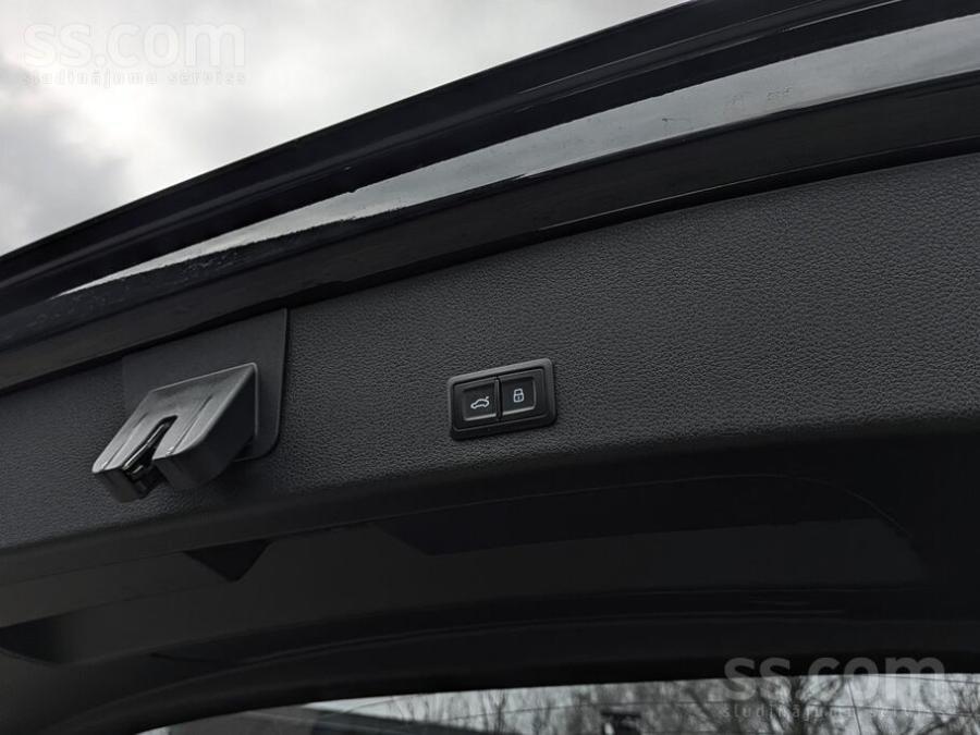 Melns Audi E-Tron 2020 Tukums, ar dzinēja tilpumu 0.00 L un nobraukumu 157 tūkst. km par 21500 €, foto 27 vietnē AUTOMOTO.COM.LV