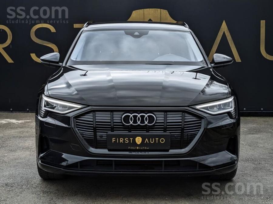 Melns Audi E-Tron 2020 Tukums, ar dzinēja tilpumu 0.00 L un nobraukumu 157 tūkst. km par 21500 €, foto 32 vietnē AUTOMOTO.COM.LV