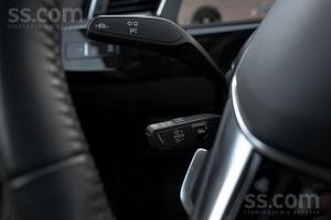 Black Audi E-Tron 2020 in Jelgava, with an engine capacity of 0.00 L and mileage of 157 thousand km for 22000 €, photo 17 on AUTOMOTO.COM.LV