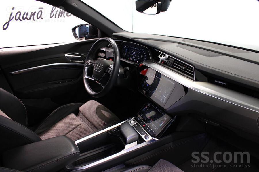 Melns Audi E-Tron 2020 Rīga, ar dzinēja tilpumu 0.00 L un nobraukumu 65 tūkst. km par 35000 €, foto 19 vietnē AUTOMOTO.COM.LV
