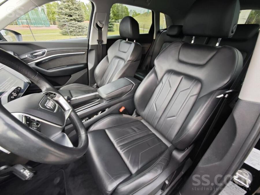Melns Audi E-Tron 2020 Rīga, ar dzinēja tilpumu 0.00 L un nobraukumu 178 tūkst. km par 23550 €, foto 18 vietnē AUTOMOTO.COM.LV