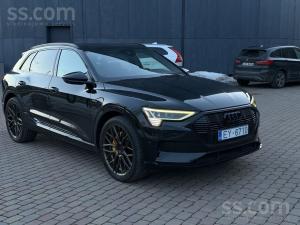 Melns Audi E-Tron 2020 Rīga, ar dzinēja tilpumu 0.00 L un nobraukumu 137 tūkst. km par 24900 €, foto 1 vietnē AUTOMOTO.COM.LV