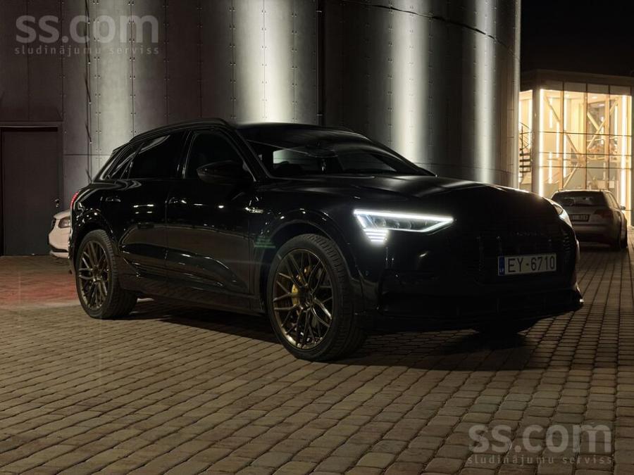 Melns Audi E-Tron 2020 Rīga, ar dzinēja tilpumu 0.00 L un nobraukumu 137 tūkst. km par 24900 €, foto 11 vietnē AUTOMOTO.COM.LV
