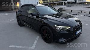 Melns Audi E-Tron 2020 Rīga, ar dzinēja tilpumu 0.00 L un nobraukumu 126 tūkst. km par 29900 €, foto 4 vietnē AUTOMOTO.COM.LV