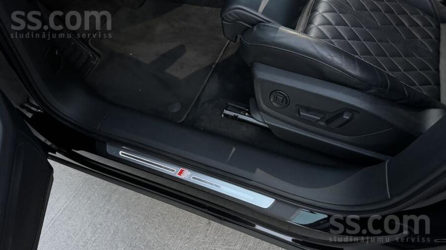 Melns Audi E-Tron 2020 Rīga, ar dzinēja tilpumu 0.00 L un nobraukumu 126 tūkst. km par 29900 €, foto 12 vietnē AUTOMOTO.COM.LV