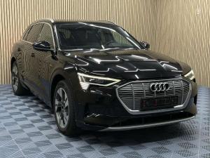Черный Ауди E-Tron 2020 в Мариямполе, объемом двигателя 0.00 л и пробегом 76 тыс. км за 27000 €, фото  на AUTOMOTO.COM.LV