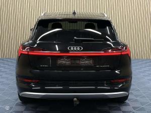 Черный Ауди E-Tron 2020 в Мариямполе, объемом двигателя 0.00 л и пробегом 76 тыс. км за 27000 €, фото 8 на AUTOMOTO.COM.LV