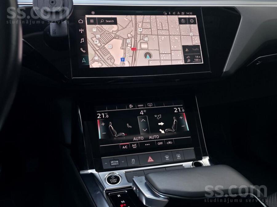 Черный Ауди E-Tron 2020 в Рига, объемом двигателя 0.00 л и пробегом 145 тыс. км за 23490 €, фото 23 на AUTOMOTO.COM.LV
