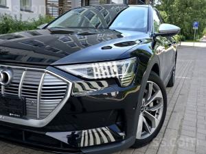Черный Ауди E-Tron 2020 в Рига, объемом двигателя 0.00 л и пробегом 145 тыс. км за 23490 €, фото 36 на AUTOMOTO.COM.LV