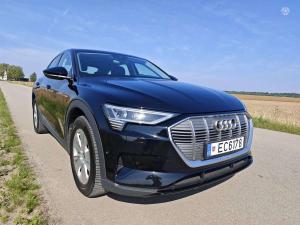 Black Audi E-Tron 2020 in Siauliai, with an engine capacity of 0.00 L and mileage of 169 thousand km for 19800 €, photo  on AUTOMOTO.COM.LV