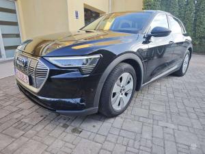 Черный Ауди E-Tron 2020 в Елгава, объемом двигателя 0.00 л и пробегом 179 тыс. км за 22000 €, фото  на AUTOMOTO.COM.LV