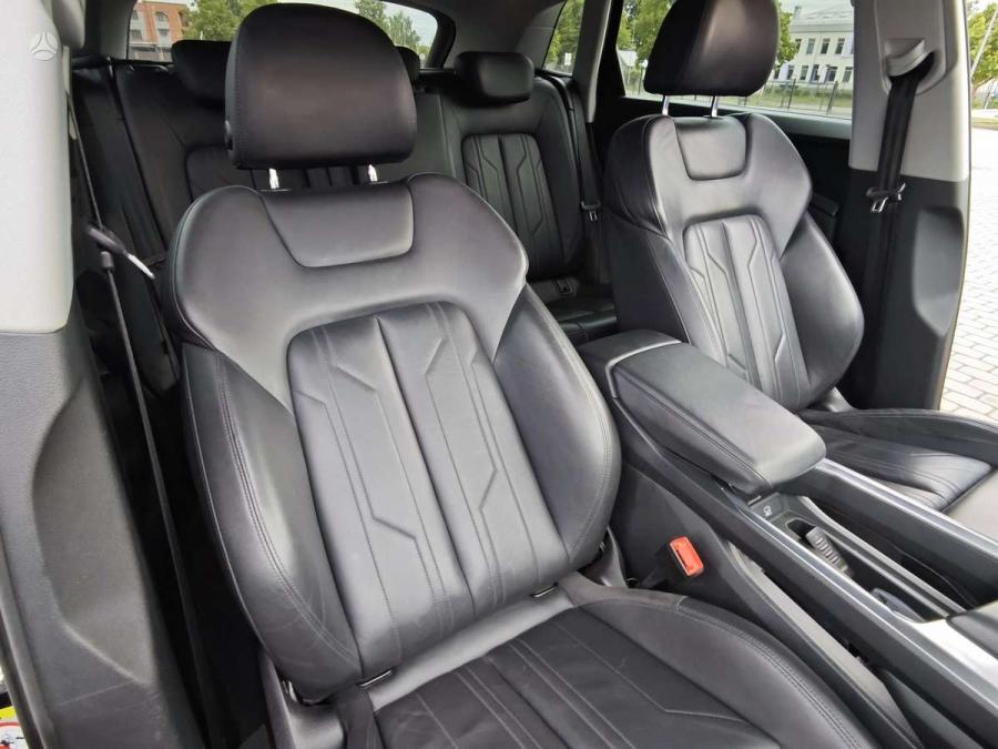 Melns Audi E-Tron 2020 Jelgava, ar dzinēja tilpumu 0.00 L un nobraukumu 179 tūkst. km par 22000 €, foto 13 vietnē AUTOMOTO.COM.LV