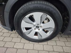 Melns Audi E-Tron 2020 Jelgava, ar dzinēja tilpumu 0.00 L un nobraukumu 179 tūkst. km par 22000 €, foto 34 vietnē AUTOMOTO.COM.LV
