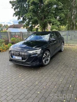 Melns Audi E-Tron 2020 Rīga, ar dzinēja tilpumu 0.00 L un nobraukumu 176 tūkst. km par 21200 €, foto  vietnē AUTOMOTO.COM.LV
