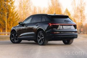 Melns Audi E-Tron 2020 Jelgava, ar dzinēja tilpumu 0.00 L un nobraukumu 168 tūkst. km par 26300 €, foto 5 vietnē AUTOMOTO.COM.LV