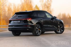 Melns Audi E-Tron 2020 Jelgava, ar dzinēja tilpumu 0.00 L un nobraukumu 168 tūkst. km par 26300 €, foto 6 vietnē AUTOMOTO.COM.LV