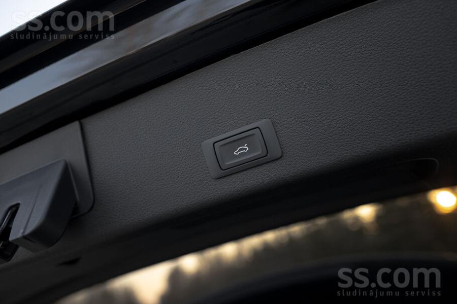Melns Audi E-Tron 2020 Jelgava, ar dzinēja tilpumu 0.00 L un nobraukumu 168 tūkst. km par 26300 €, foto 12 vietnē AUTOMOTO.COM.LV