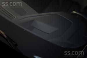 Melns Audi E-Tron 2020 Jelgava, ar dzinēja tilpumu 0.00 L un nobraukumu 168 tūkst. km par 26300 €, foto 20 vietnē AUTOMOTO.COM.LV