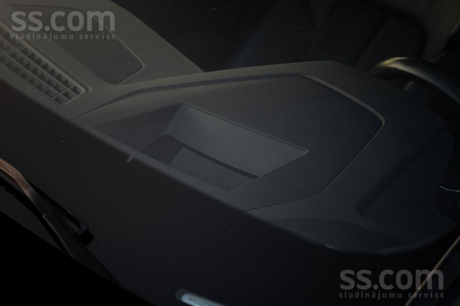 Melns Audi E-Tron 2020 Jelgava, ar dzinēja tilpumu 0.00 L un nobraukumu 168 tūkst. km par 26300 €, foto 20 vietnē AUTOMOTO.COM.LV