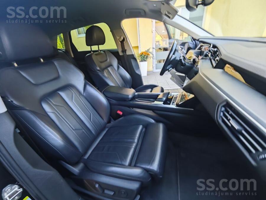 Melns Audi E-Tron 2020 Rīga, ar dzinēja tilpumu 0.00 L un nobraukumu 190 tūkst. km par 19900 €, foto 13 vietnē AUTOMOTO.COM.LV
