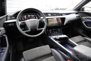 Black Audi E-Tron 2021 in Tukums, with an engine capacity of 0.00 L and mileage of 132 thousand km for 28500 €, photo 7 on AUTOMOTO.COM.LV
