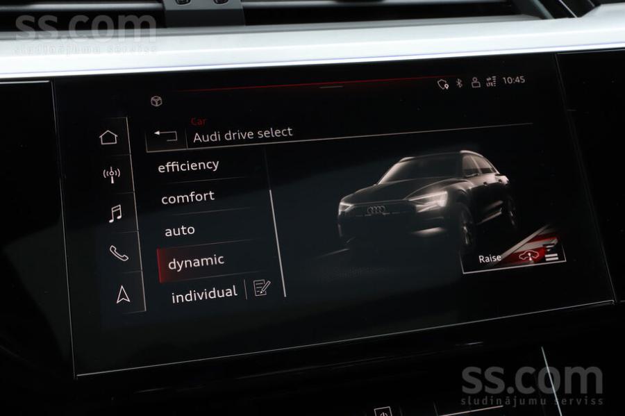 Black Audi E-Tron 2021 in Tukums, with an engine capacity of 0.00 L and mileage of 132 thousand km for 28500 €, photo 13 on AUTOMOTO.COM.LV