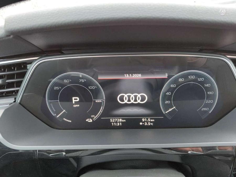Black Audi E-Tron 2021 in Vilkaviskis, with an engine capacity of 0.00 L and mileage of 50 thousand km for 30200 €, photo 23 on AUTOMOTO.COM.LV