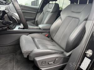 Melns Audi E-Tron 2021 Rīga, ar dzinēja tilpumu 0.00 L un nobraukumu 124 tūkst. km par 29555 €, foto 13 vietnē AUTOMOTO.COM.LV